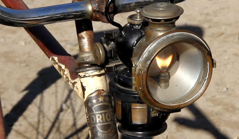 Acetylene lamp - 15 ways to have a vintage experience in these modern ...