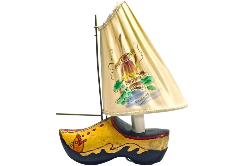 Boat lamps give you value for your money all at once - Warisan Lighting