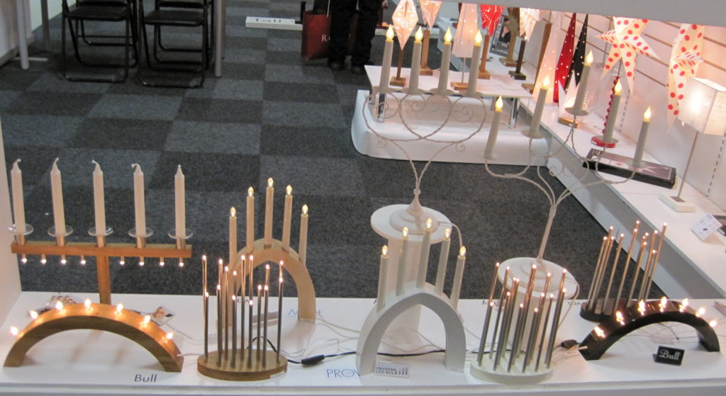 Bridge lamps - Adding a touch of style to your room - Warisan Lighting