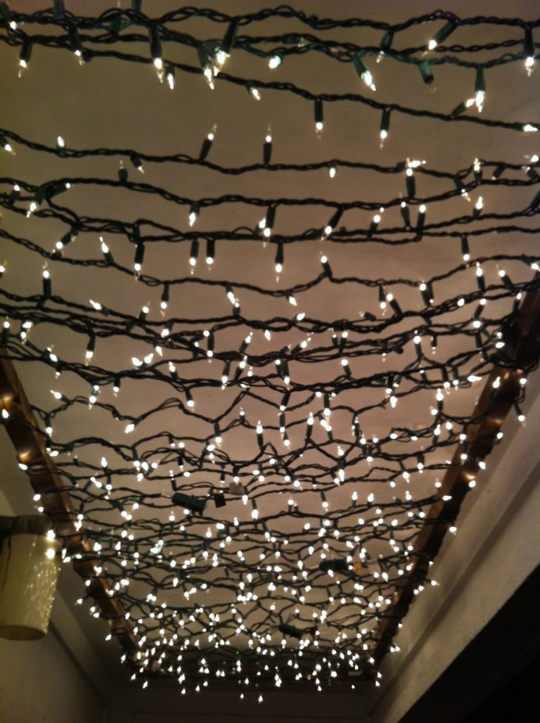 Give Your Home A “Christmasy” touch With Christmas Lights On Ceiling ...