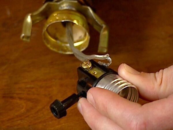 How to wire lamp - full guide - Warisan Lighting