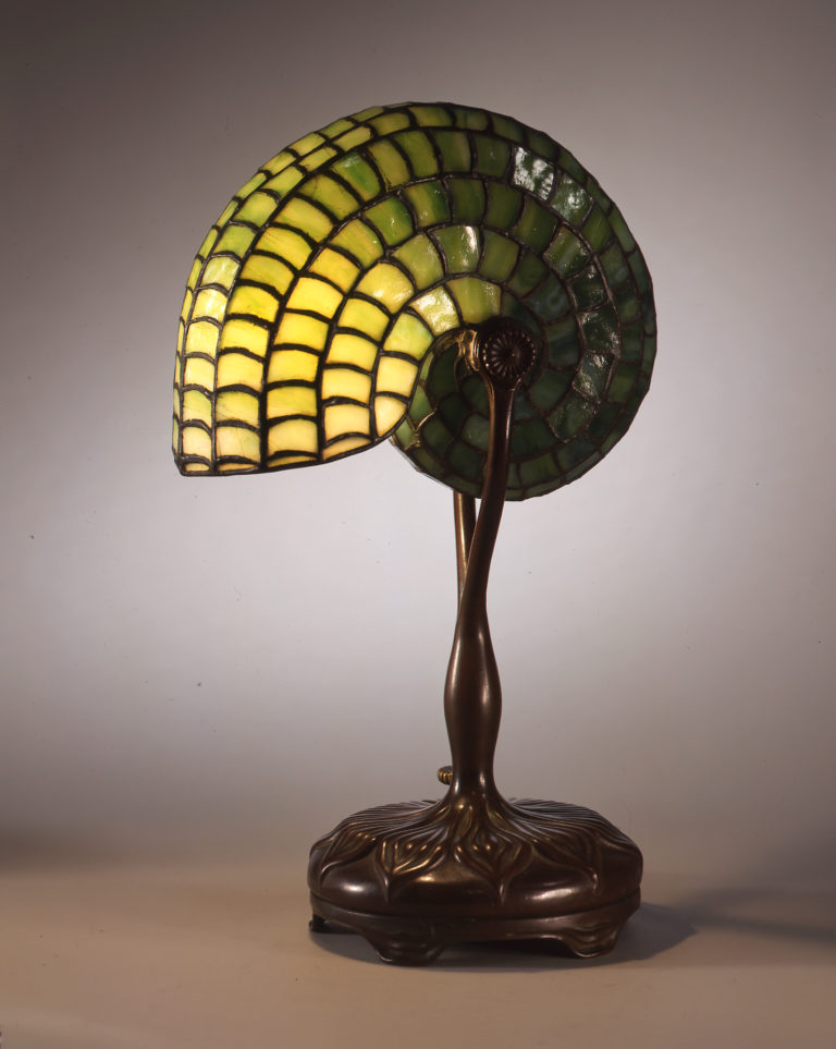 The Awesomeness of Louis comfort tiffany lamps - Warisan Lighting