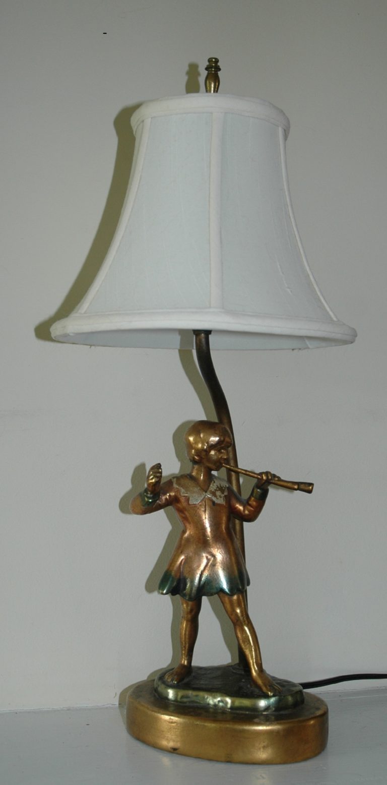 Peter pan lamp - 10 ways to adorn your space - Warisan Lighting