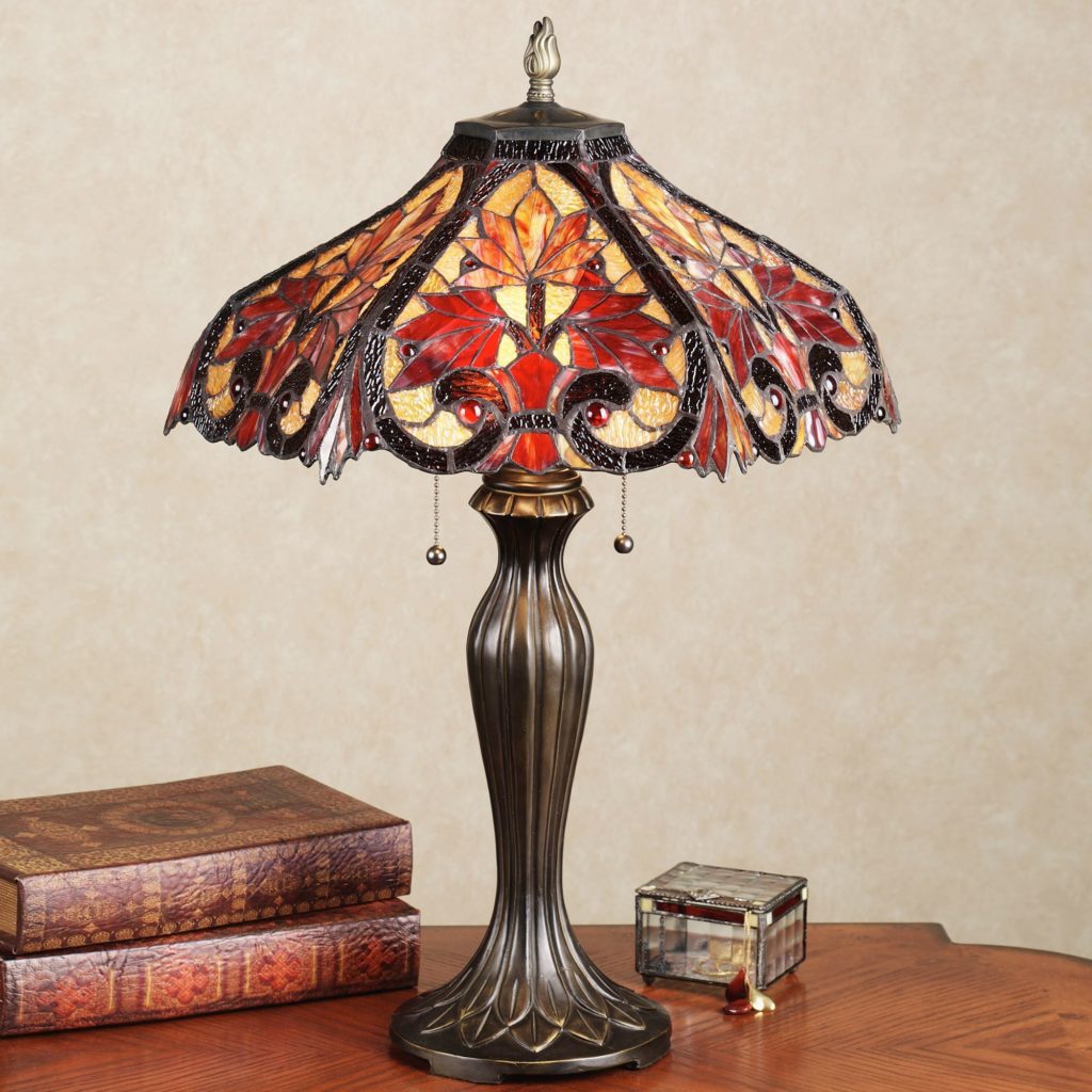 Stained glass lamps - which lamp to choose? - Warisan Lighting