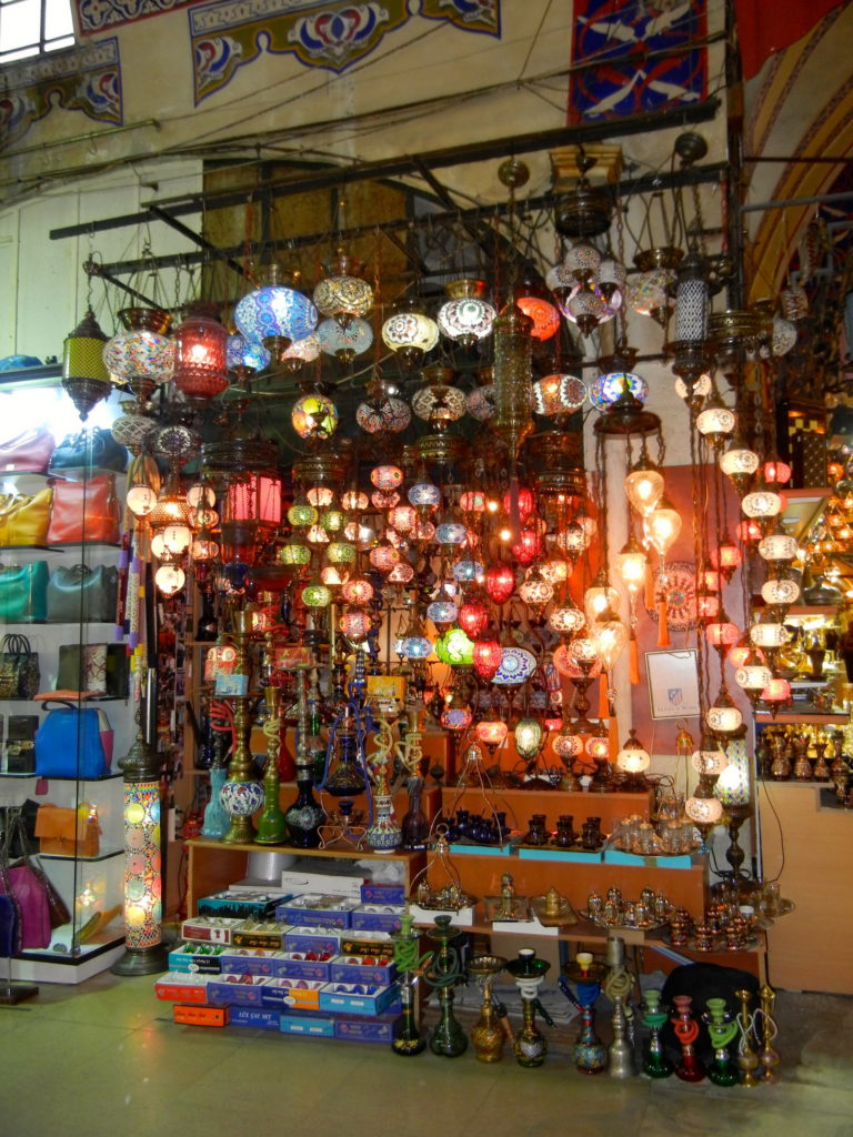 Turkish lamps - 25 ways to beautify your home - Warisan Lighting