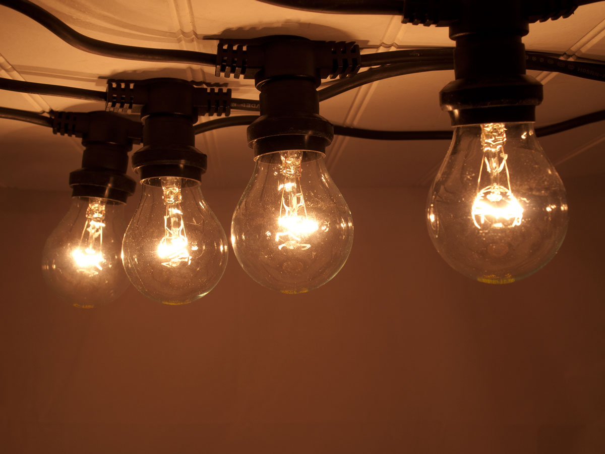 Light Up! 10 Perfect Ways to Use Festoon Lights Outdoor - Warisan Lighting