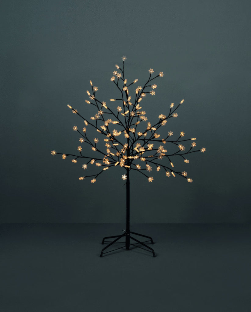 Led outdoor tree lights - Will Give A Remarkable Look To Your Location ...