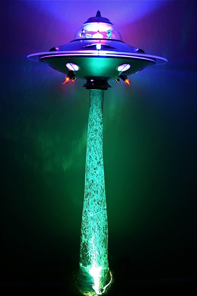 Alien lamp - the style of lamp that best suits your taste as well ...