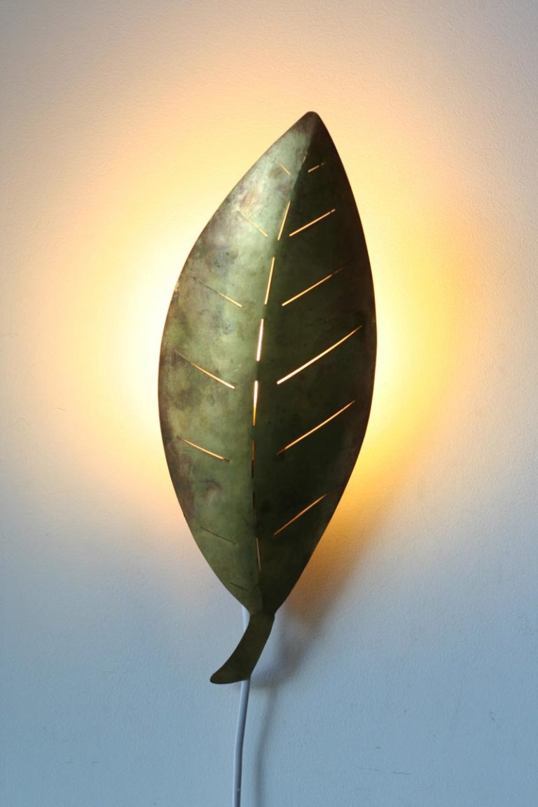 Leaf lamps - Lamps that attracts attention - Warisan Lighting